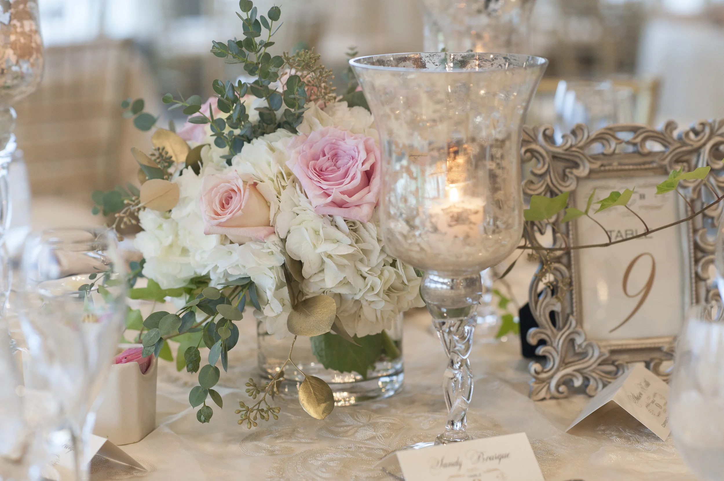 ALISON & BENJAMIN — Peonies & Perfection