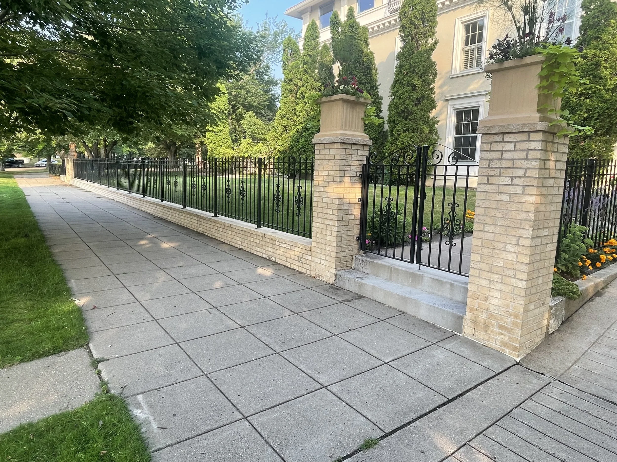 Brick & Stone Retaining Walls | St Paul & Minneapolis, MN | Capital ...
