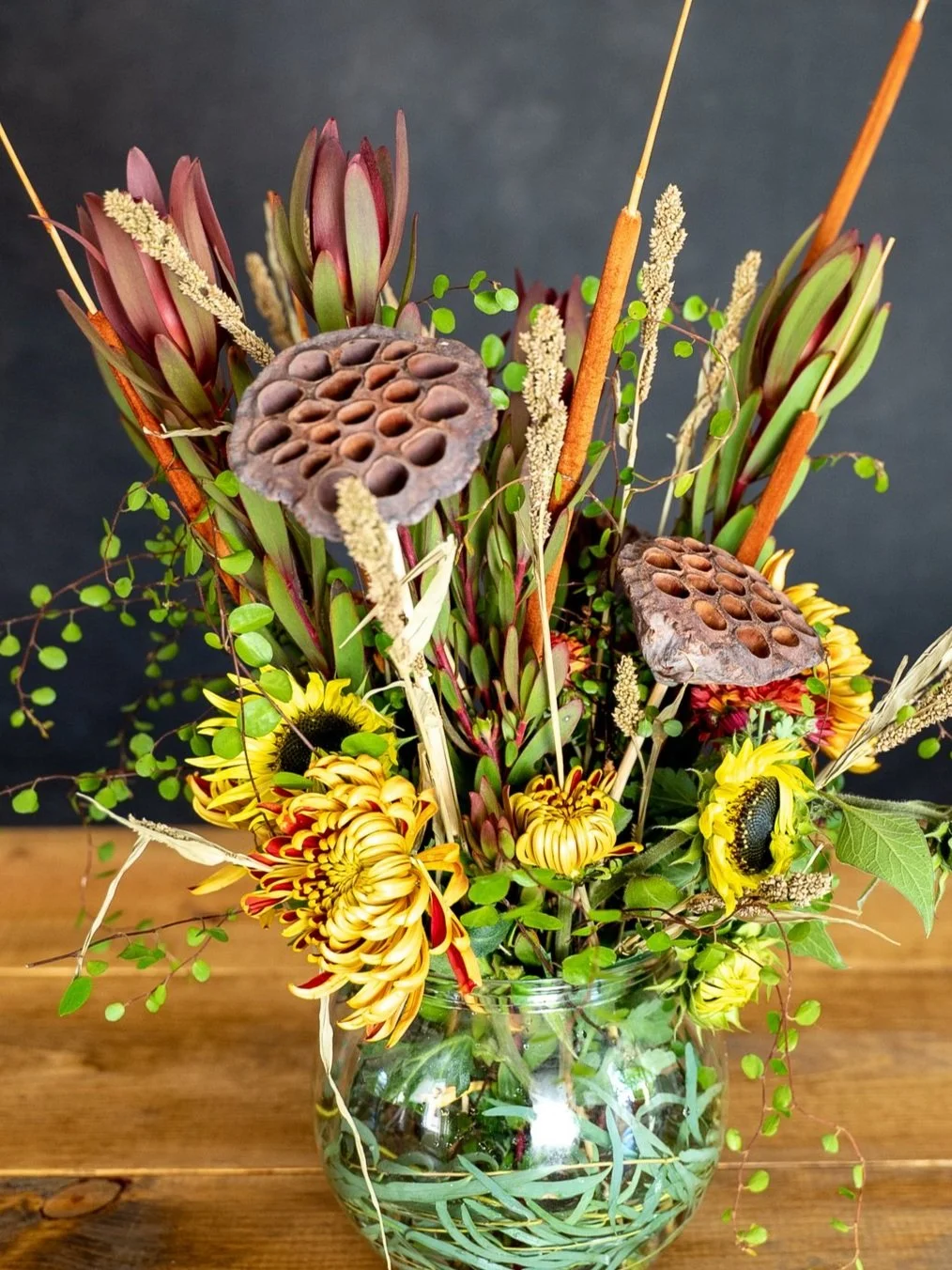 7 Easy Dried Natural Flower Home Arrangements to Make This Fall ...
