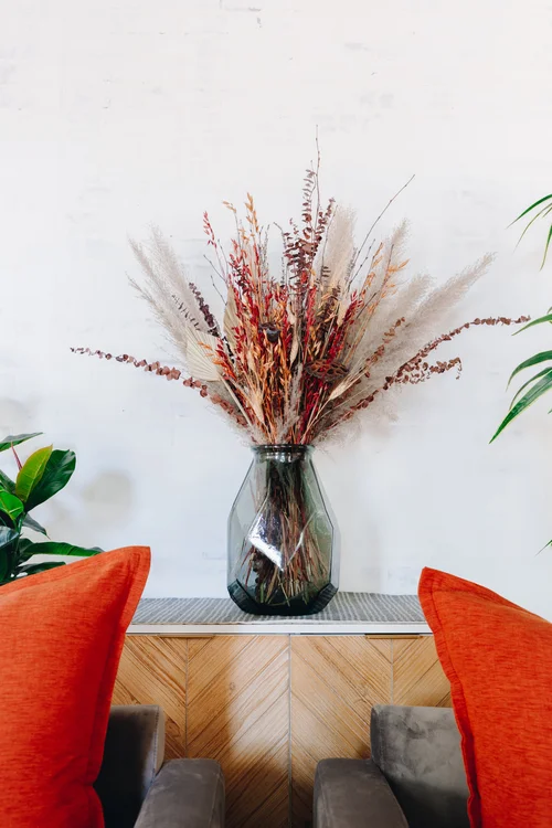 7 Easy Dried Natural Flower Home Arrangements to Make This Fall ...