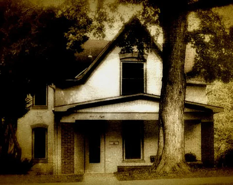 NIGHT AT THE SALLIE HOUSE — AMERICAN HAUNTINGS GHOST HUNTS
