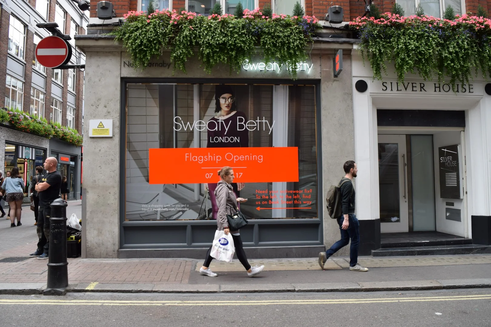 Retail Signage & Graphics