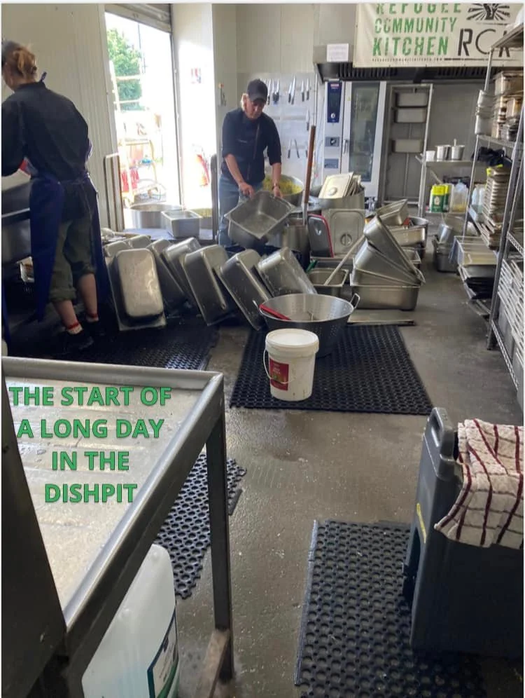 Refugee Community Kitchen | Feeding refugees in the UK and France