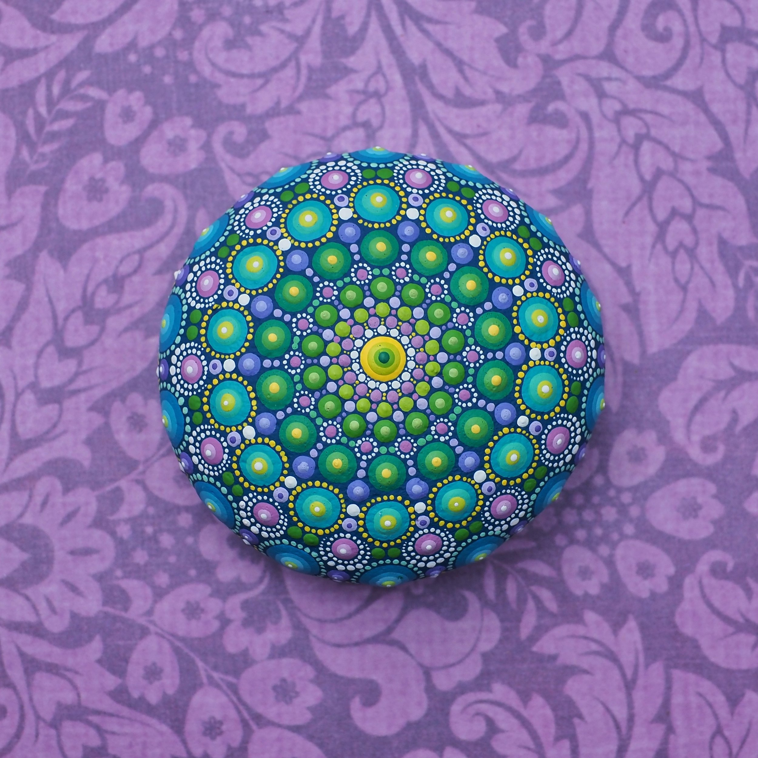 MANDALA STONES — Colourful Artistry | Mandala Stones | Elspeth McLean