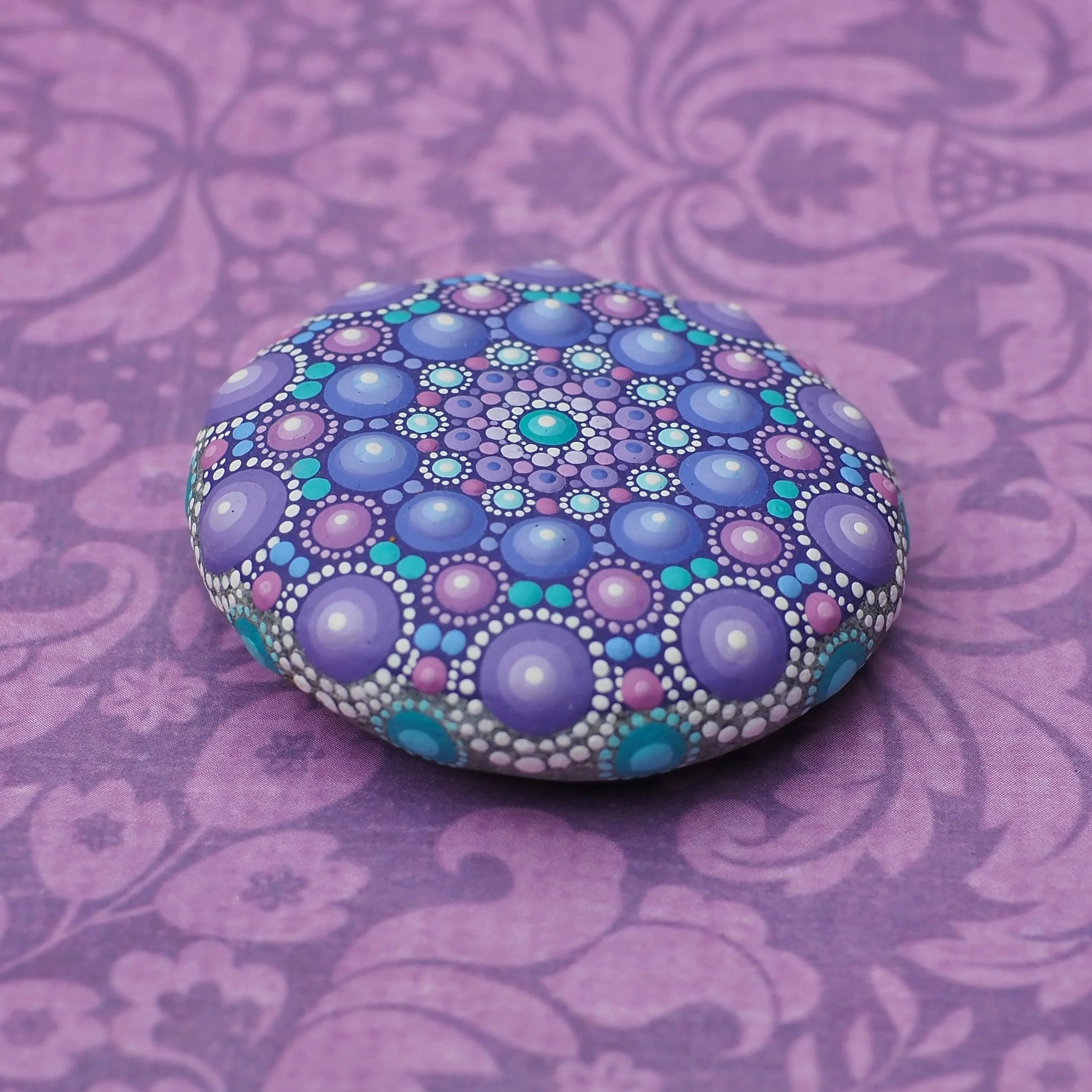 MANDALA STONES — Colourful Artistry | Mandala Stones | Elspeth McLean
