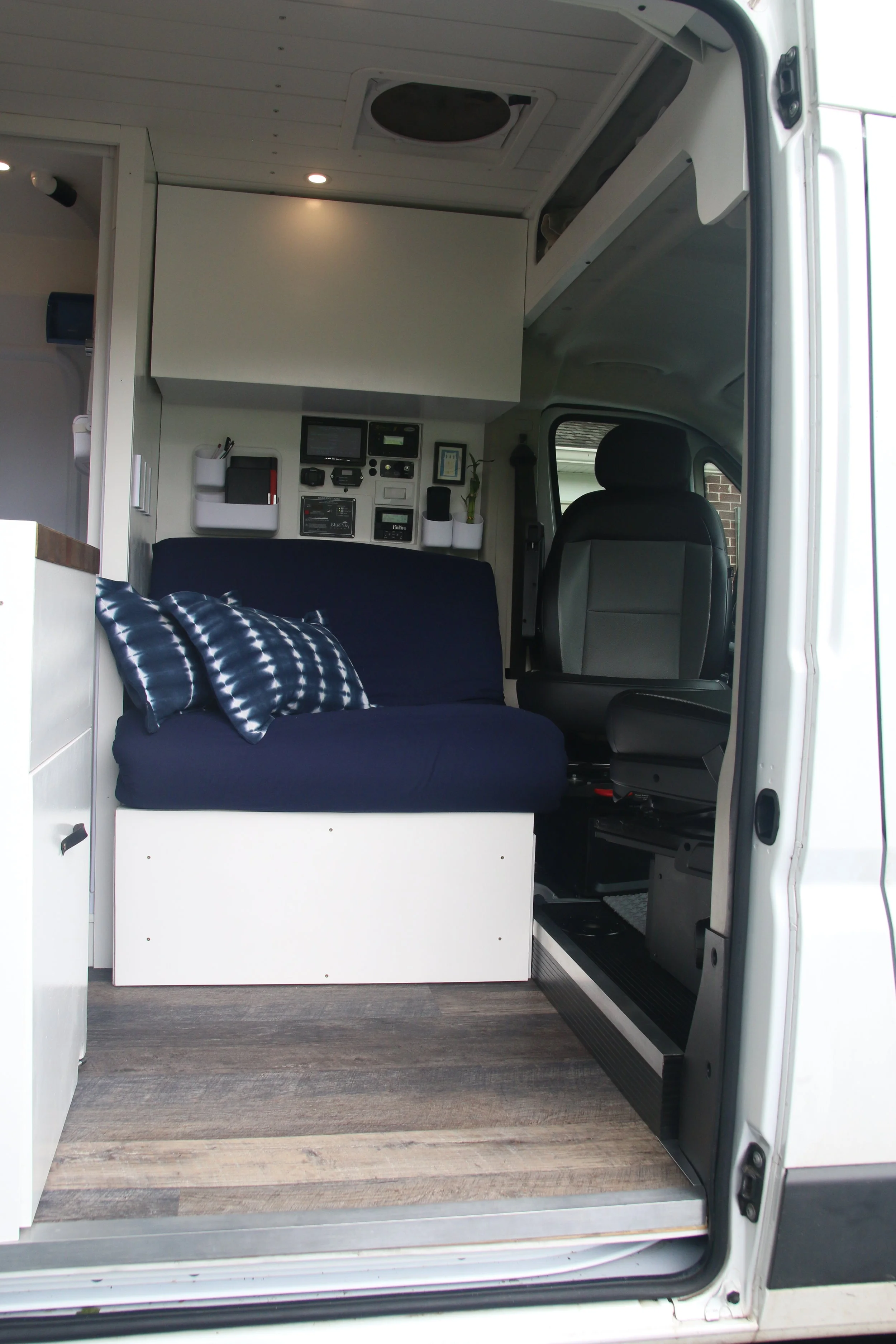 The Photos — On The Way To Nowhere