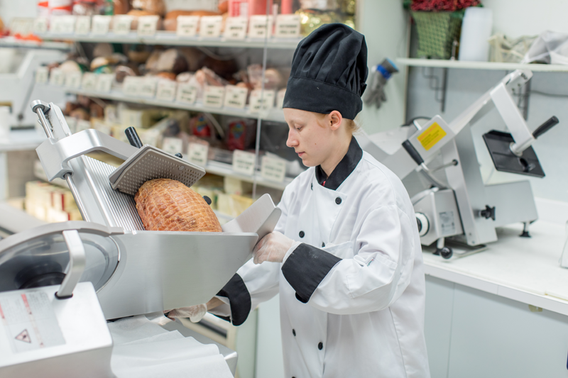 Employment — Dino's Park-n-Shop | Full Service Grocery Store