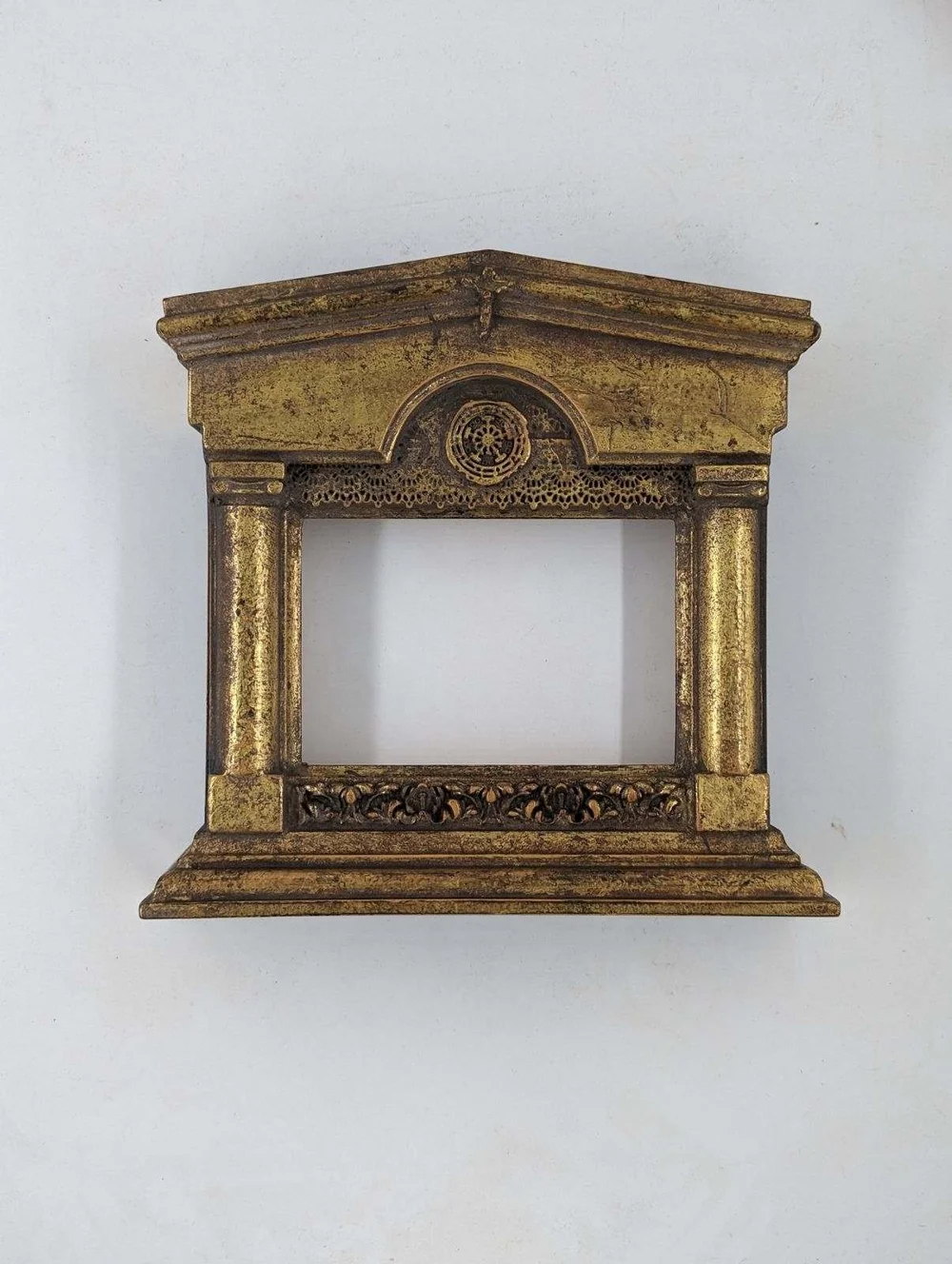 Ashby Frames — Frame Gallery