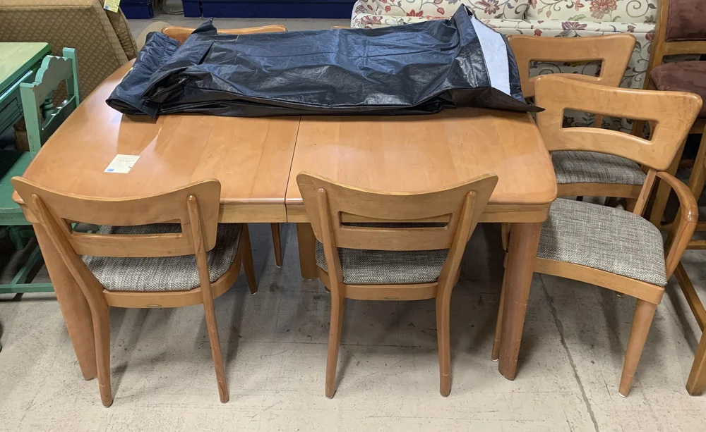 Pictures & Listings — Auction Time Bid Board