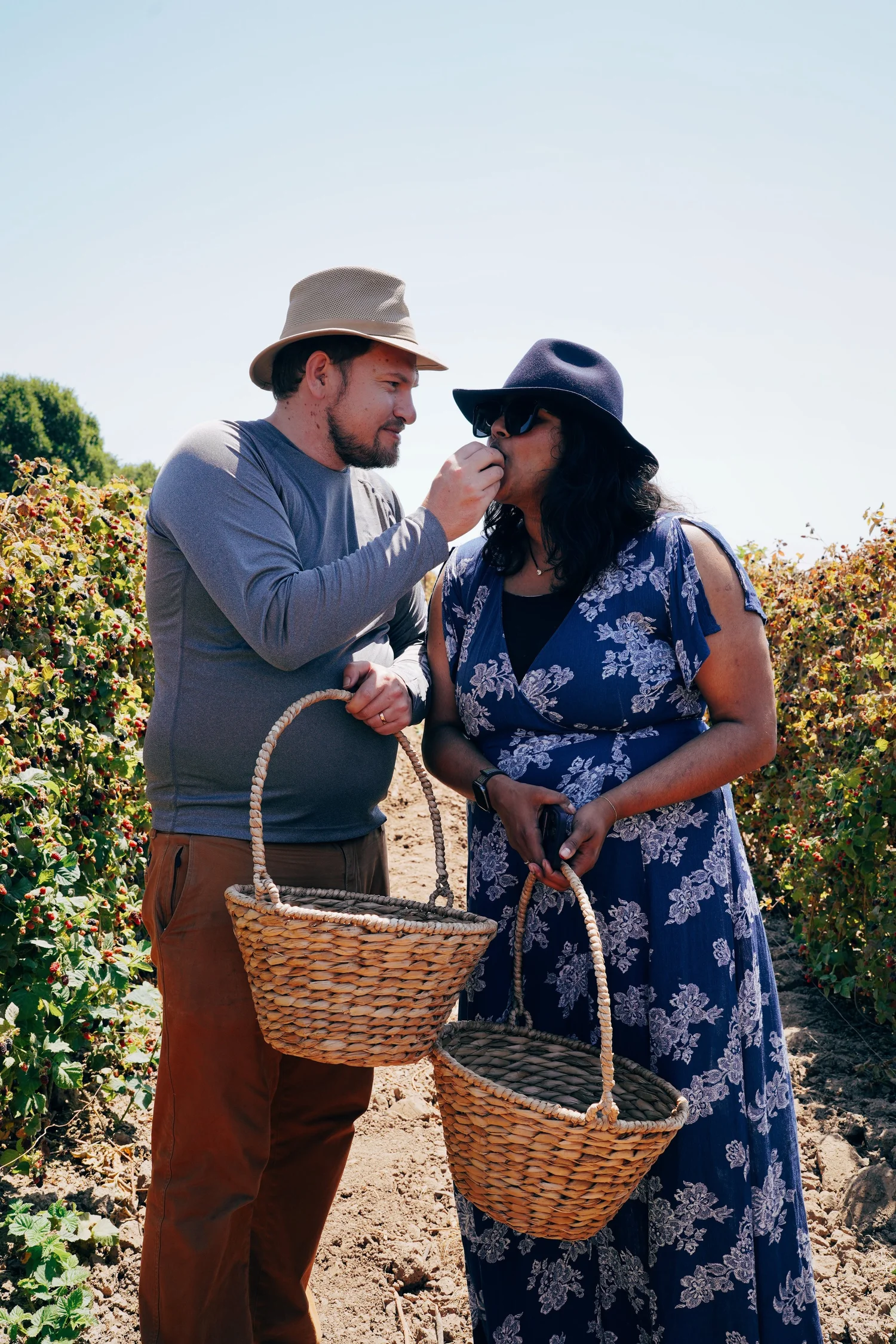 Summer Berry Picking with Friends — minilyfe