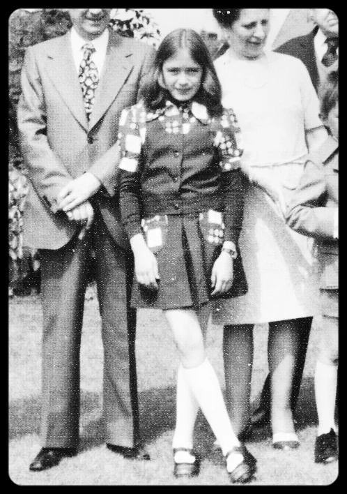 Pretty — Anneke Lucas