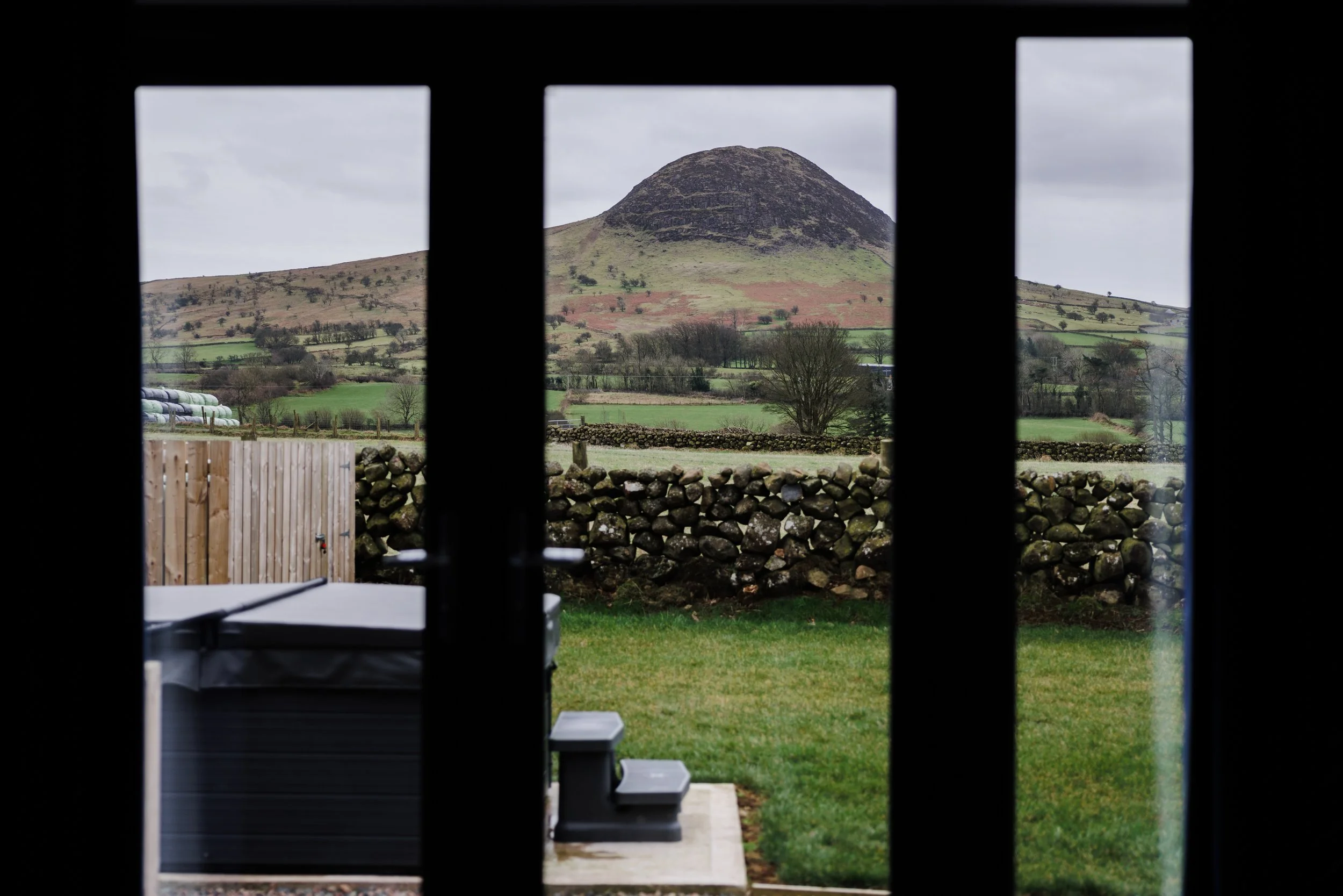 Slemish Hideaway — Native Ivy