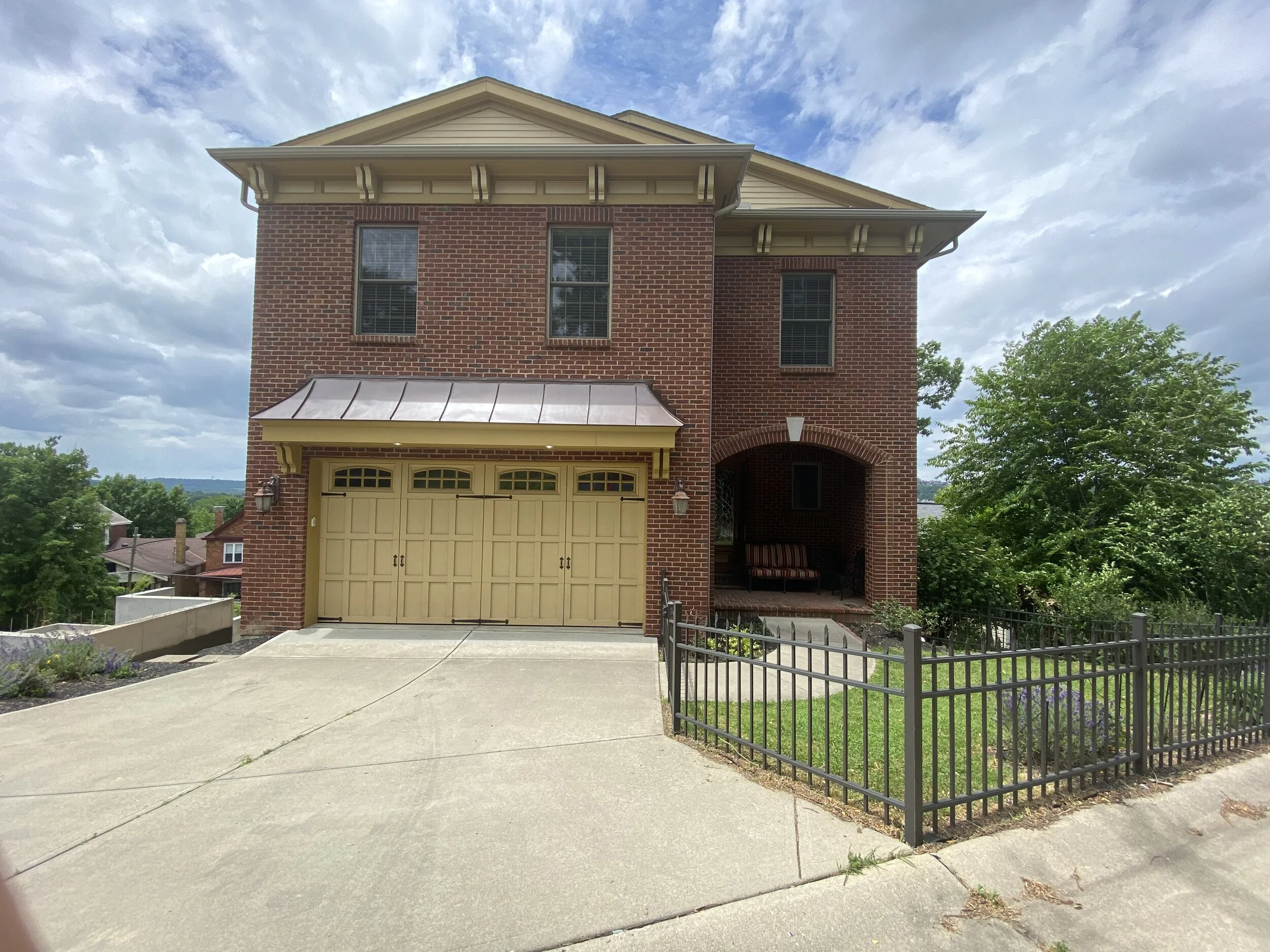 Larrison Estate Sales, LLC