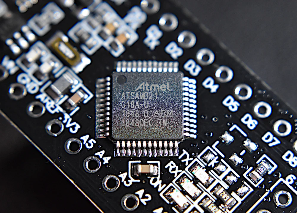 SAMD21 M0 Mini Arduino Board — Maker Portal