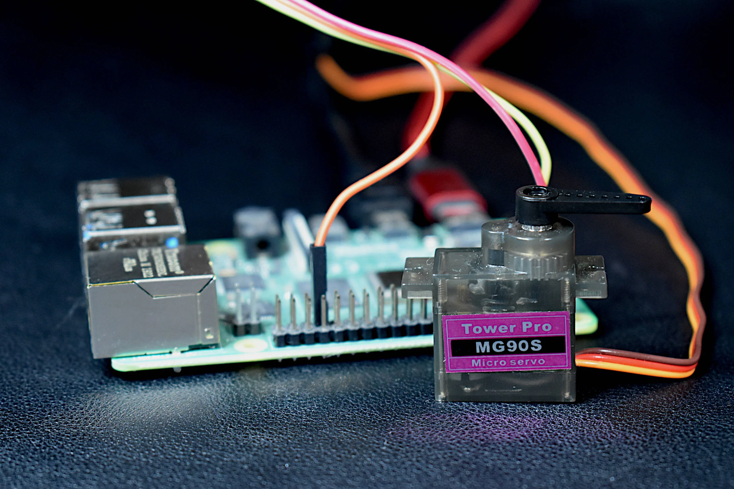 Raspberry Pi Camera Panning with a Servo Motor — Maker Portal