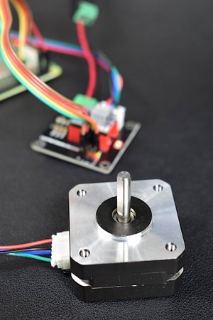 Raspberry Pi Stepper Motor Control with NEMA 17 — Maker Portal