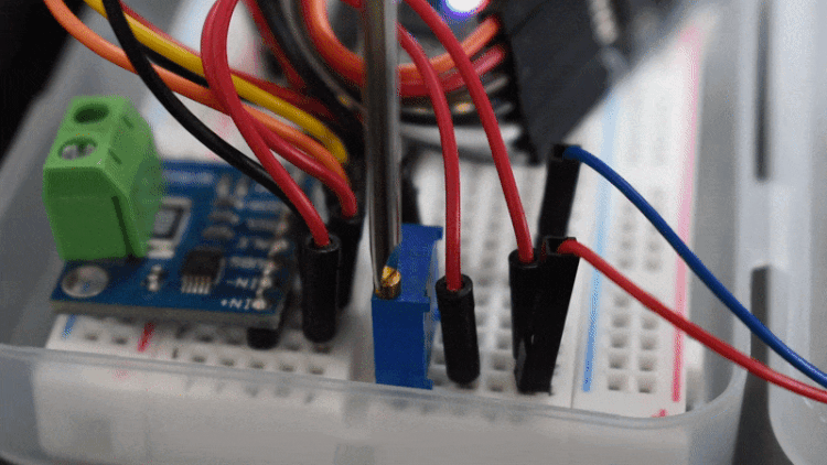 Solar Panel Characterization and Experiments with Arduino — Maker Portal