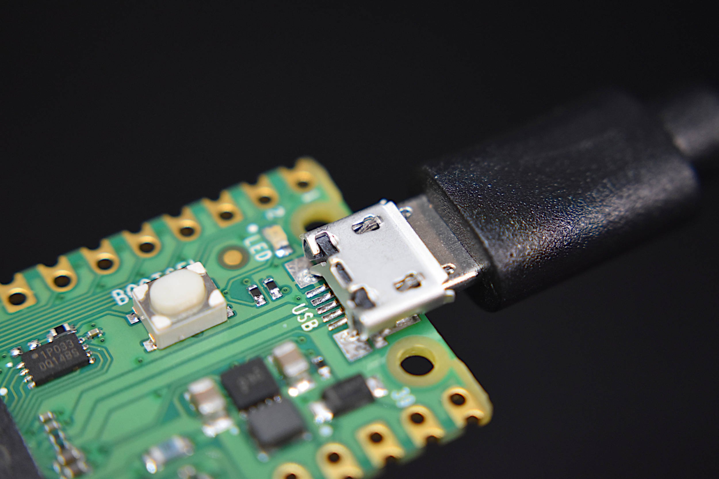 Raspberry Pi Pico Microcontroller — Maker Portal Raspberry Pi Pico Microcontroller — Maker Portal