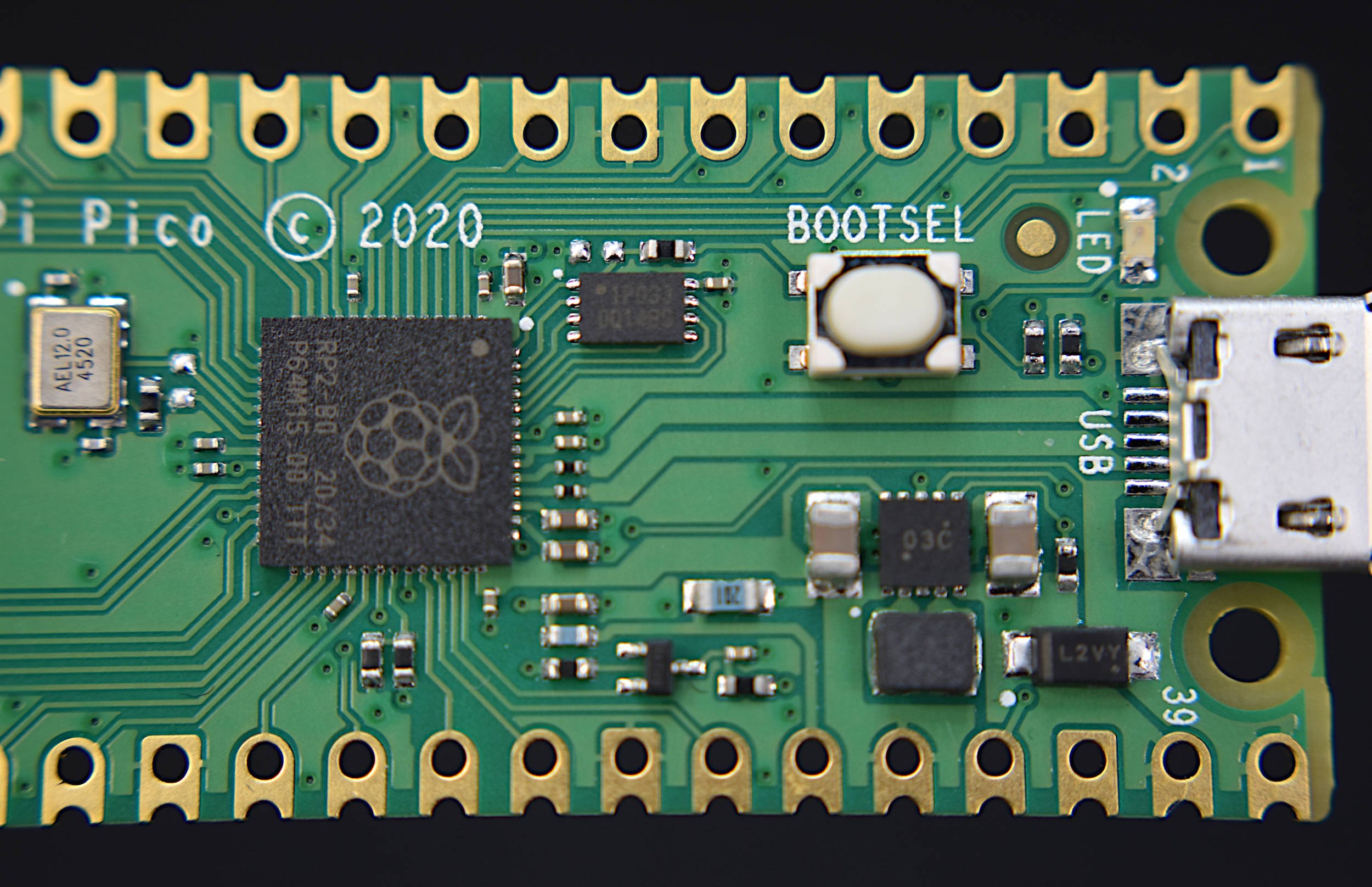 Raspberry Pi Pico Microcontroller — Maker Portal Raspberry Pi Pico Microcontroller — Maker Portal
