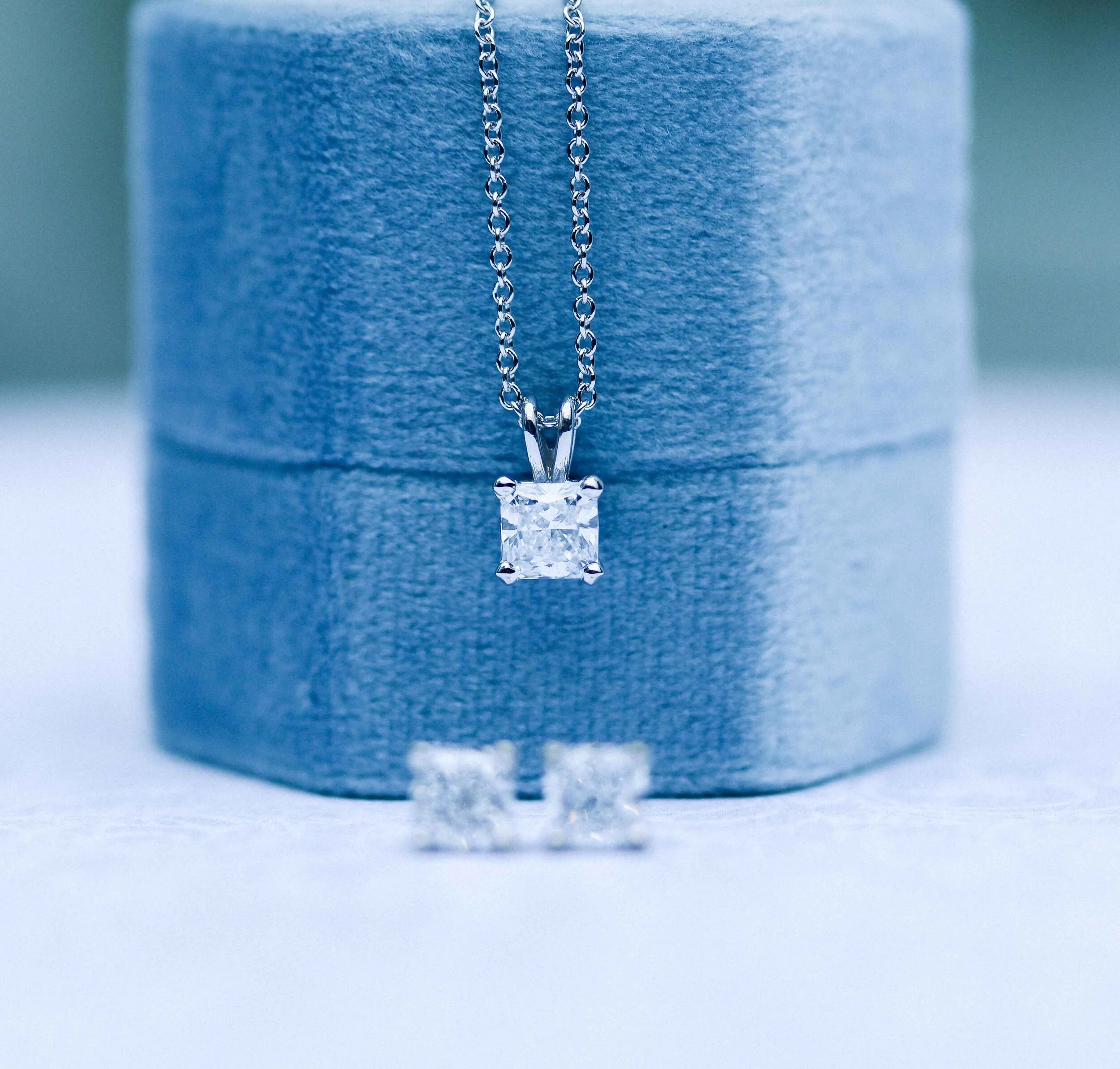 Classic Radiant Pendant