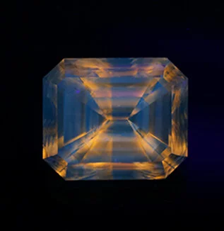 Blue Nuance in Lab Diamonds