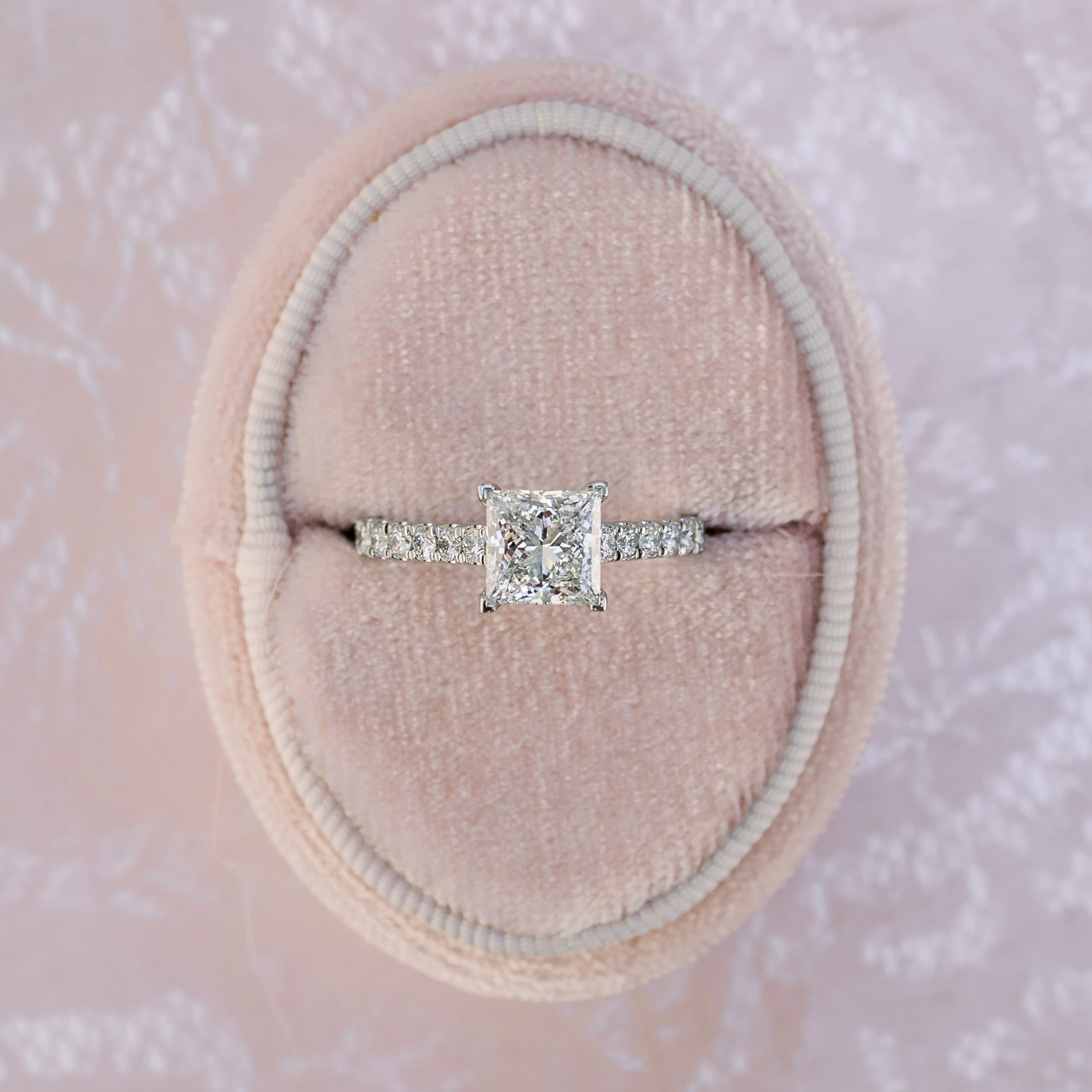 Princess Cathedral Pavé Setting