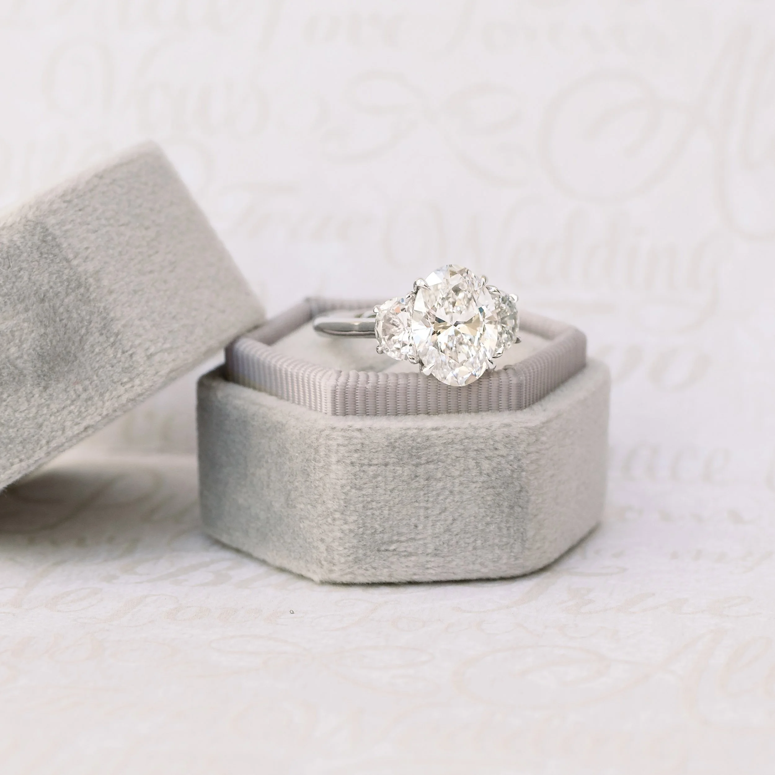 Oval and Half Moon Setting