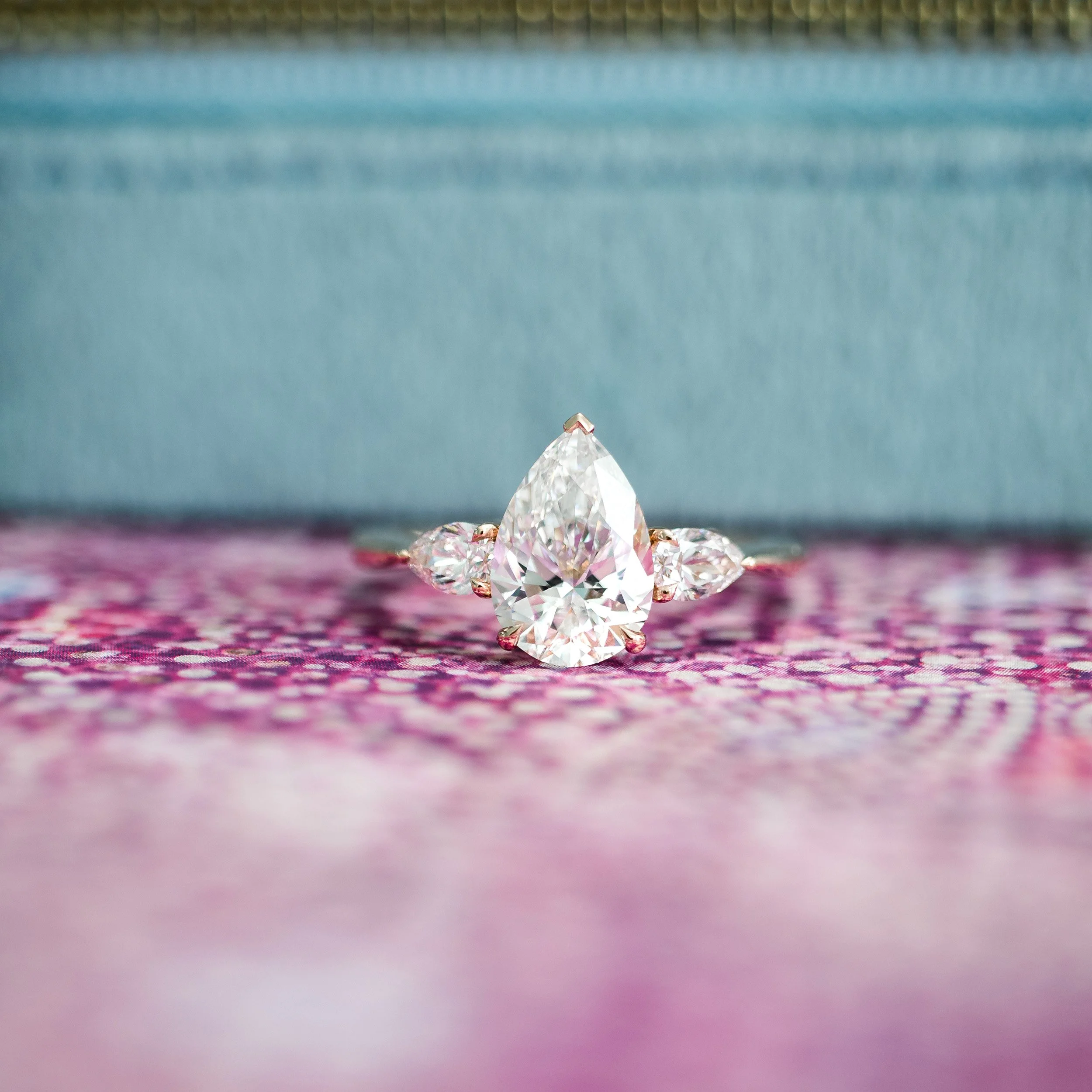 Pear Three Stone Setting