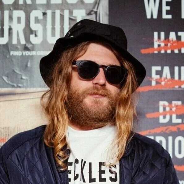 Wy'East Mountain Academy - Board of Trustees