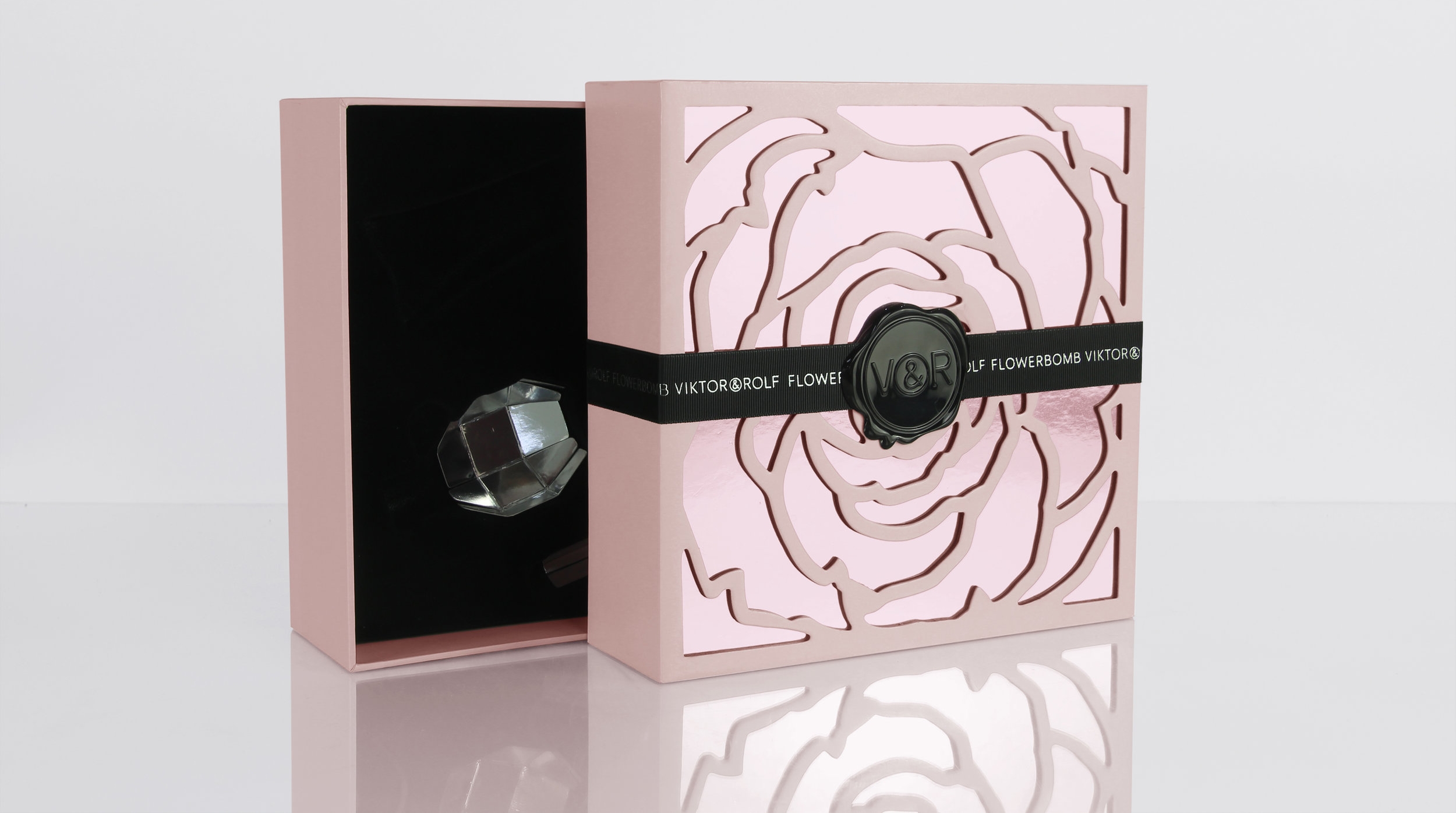 Viktor And Rolf Logo