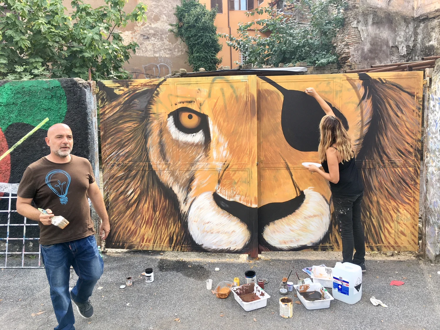 Roman Street Artist Maupal — TravelAngel