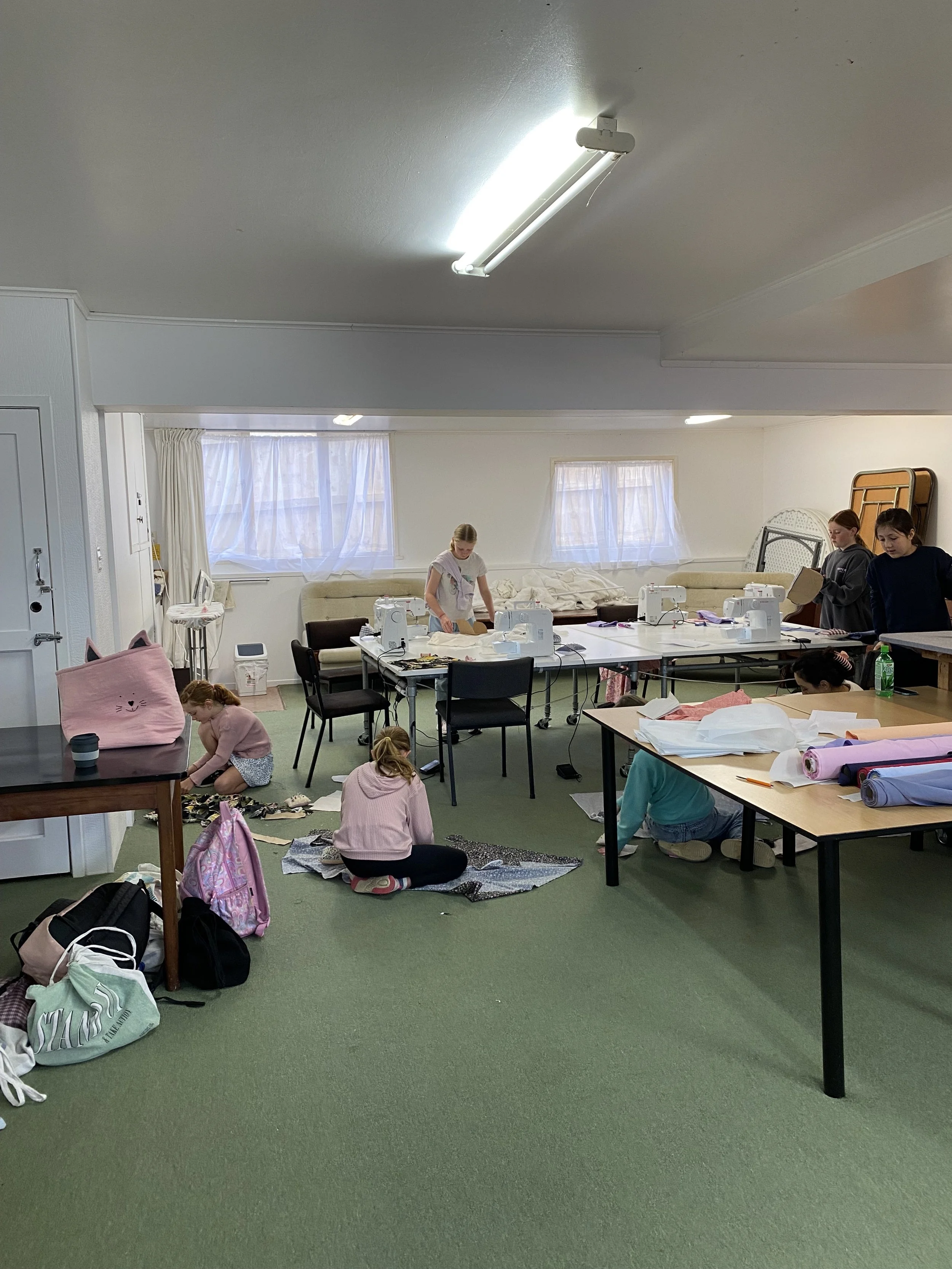 sewing classes — thread room