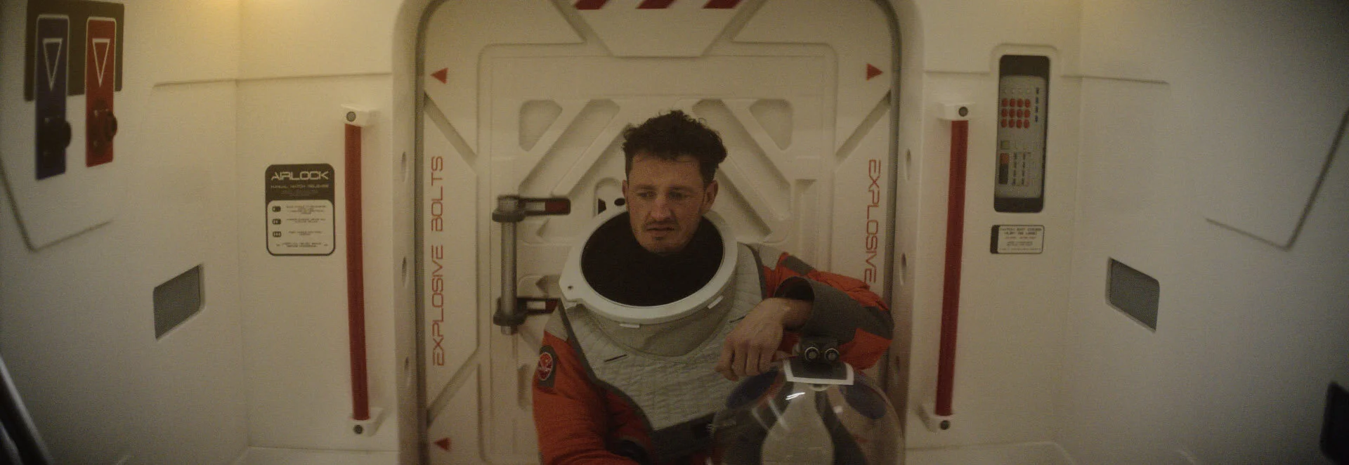 Suzuki : Mars — TOBY PIKE . DIRECTOR