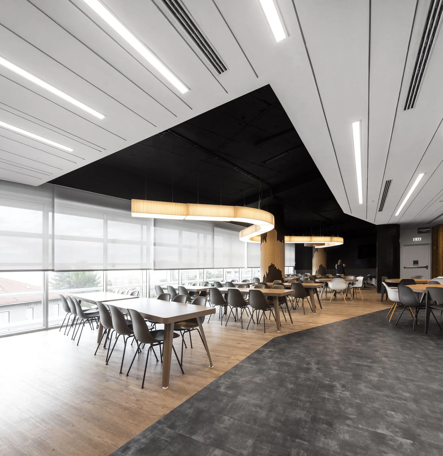 Deloitte Hub EN — Vector Mais