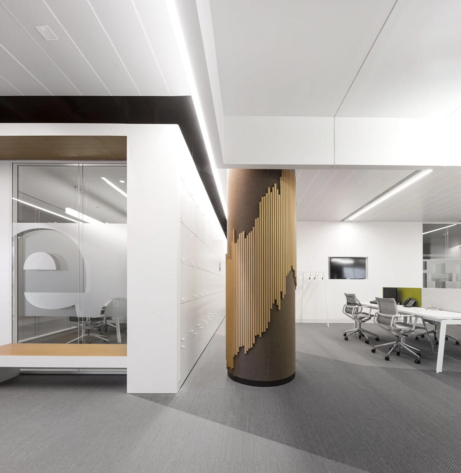 Deloitte Hub — Vector Mais