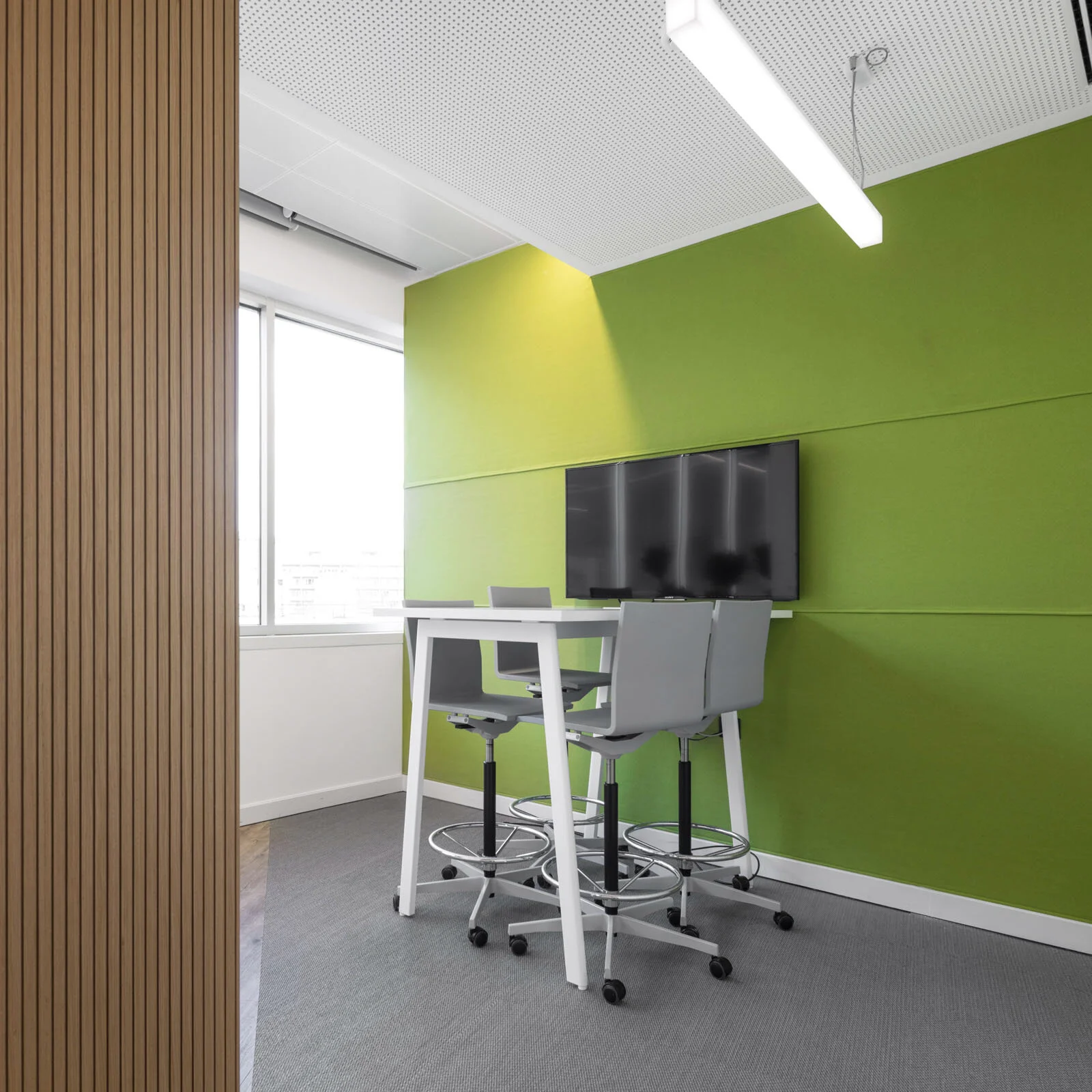 Deloitte Hub EN — Vector Mais