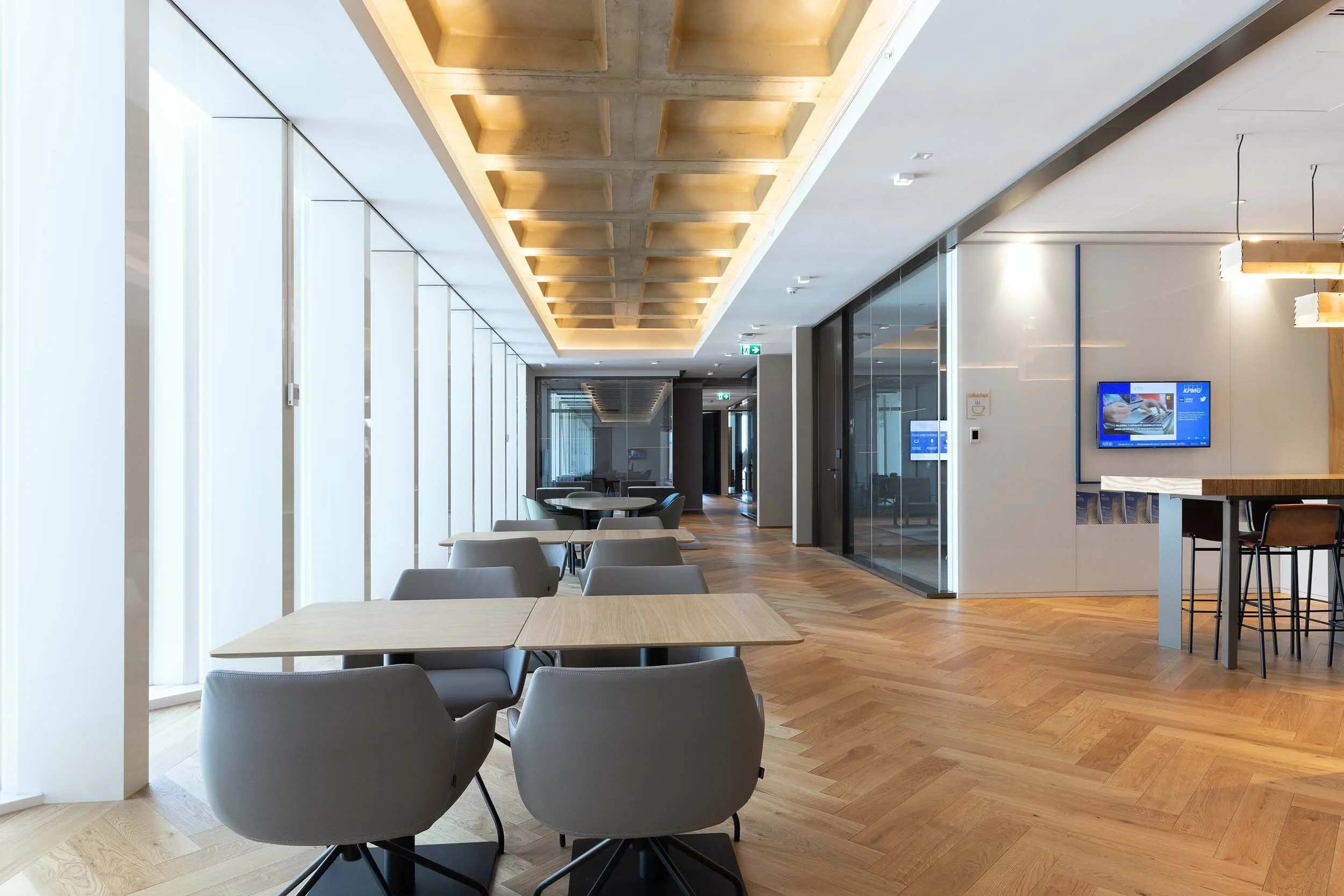 KPMG — Vector Mais