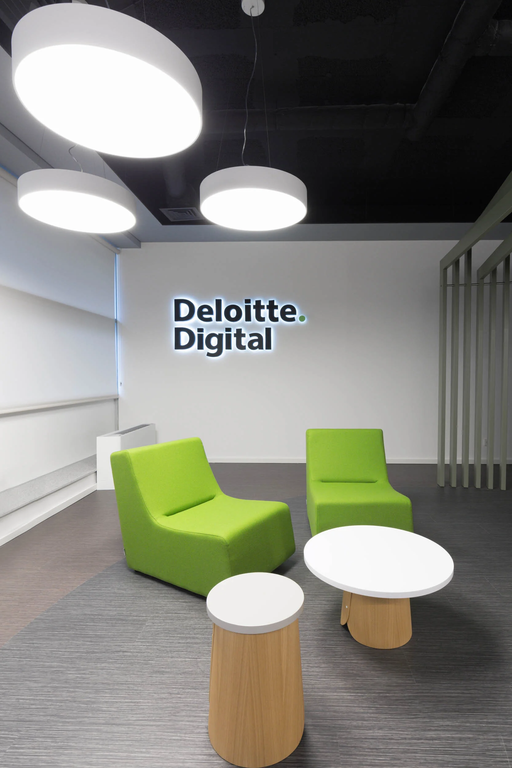 Deloitte Digital Porto EN — Vector Mais