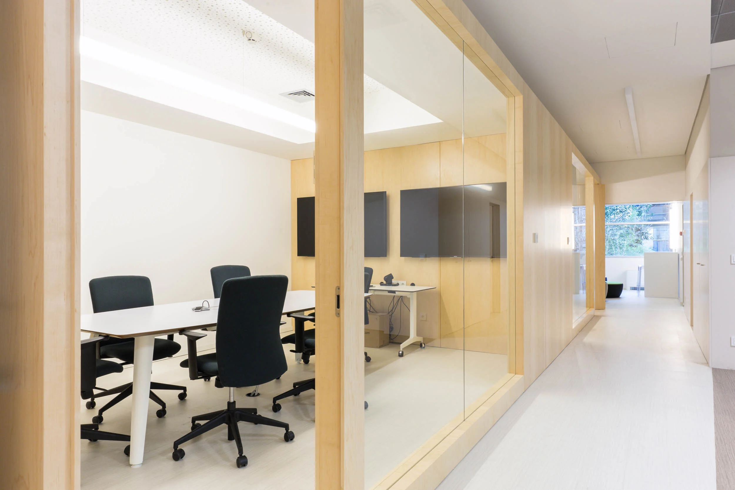 Deloitte Digital Porto EN — Vector Mais