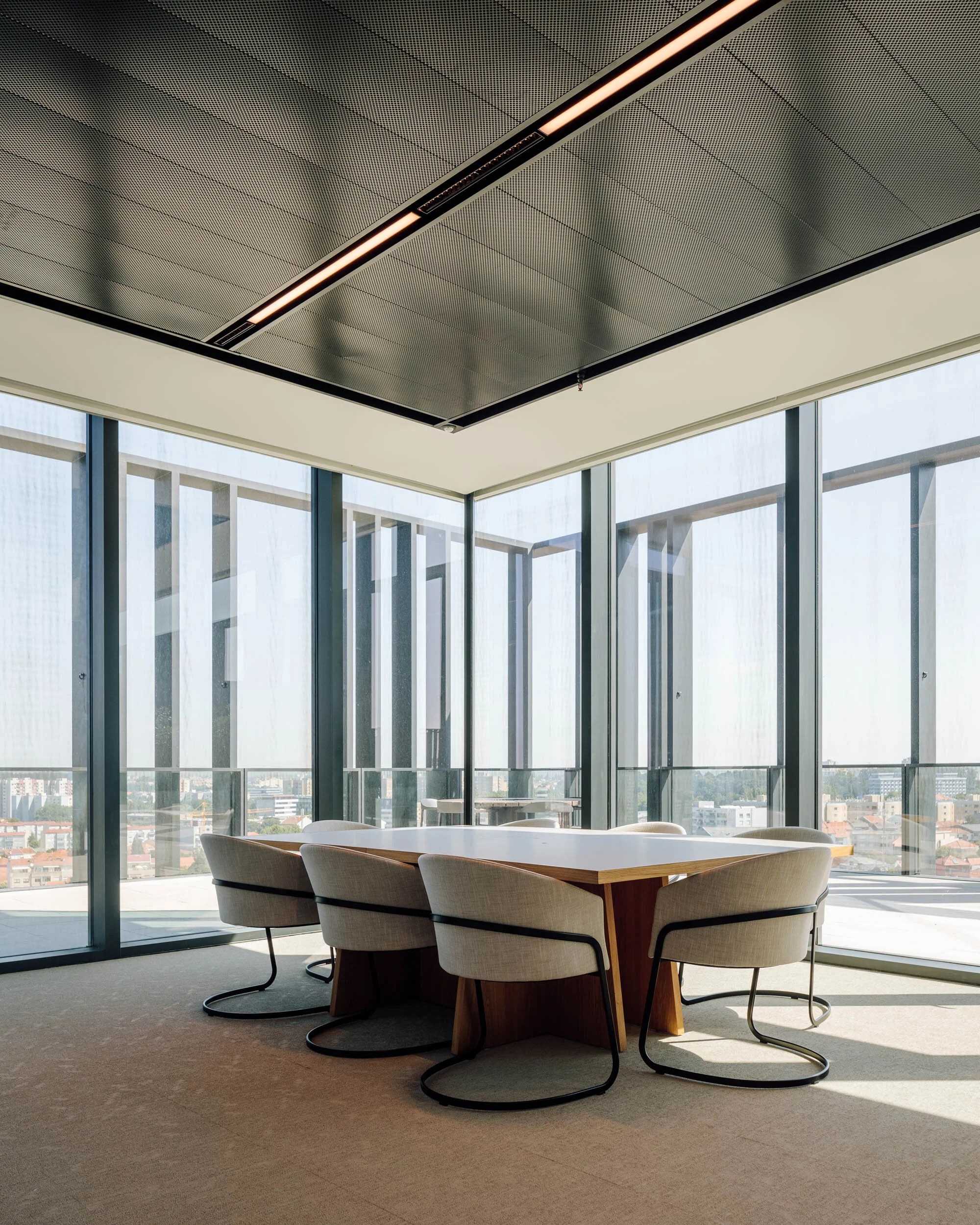 PLMJ Porto — Vector Mais