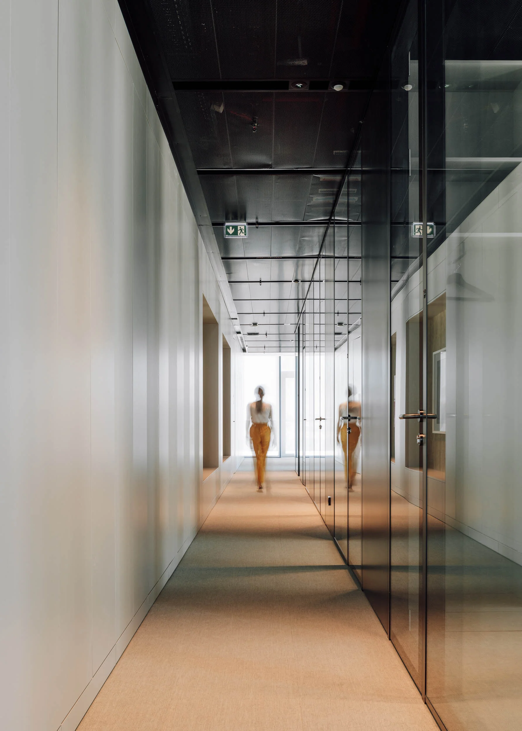 PLMJ Porto — Vector Mais