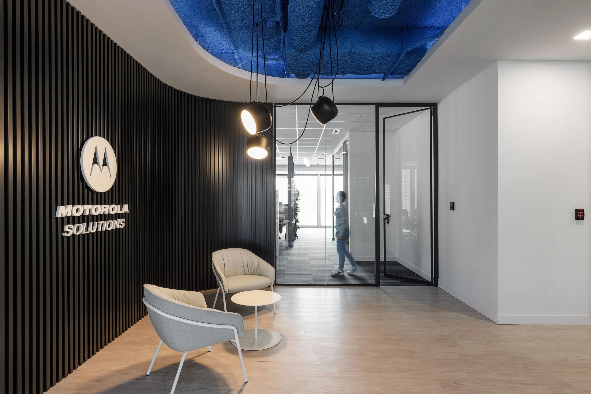 Motorola Solutions — Vector Mais