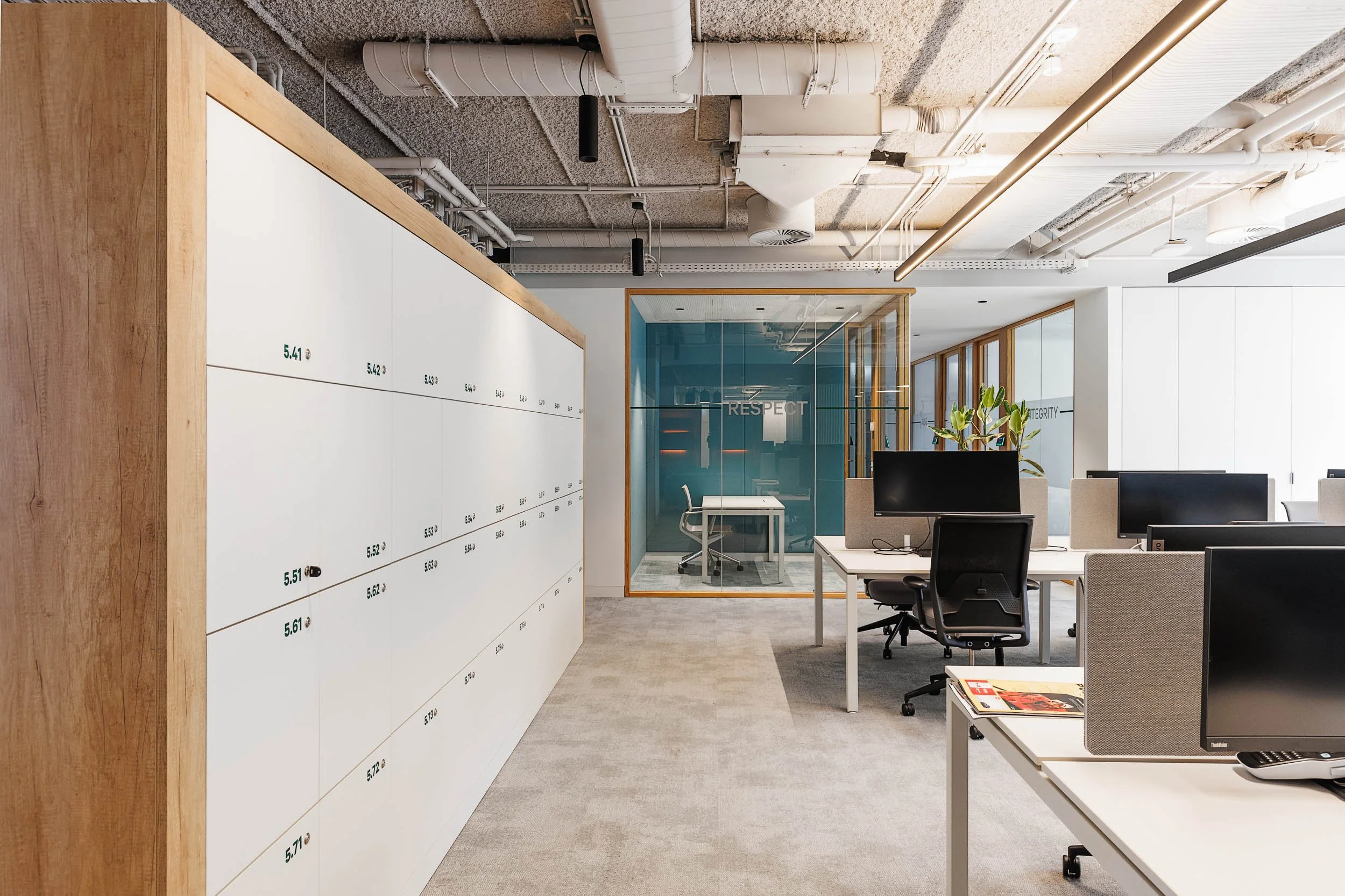 CBRE — Vector Mais