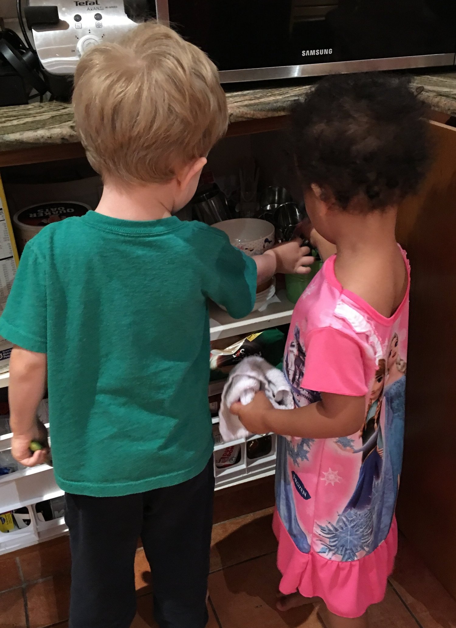 5 Ways To Have “Helpful” Kids in the Kitchen — Julia Inserro, children ...