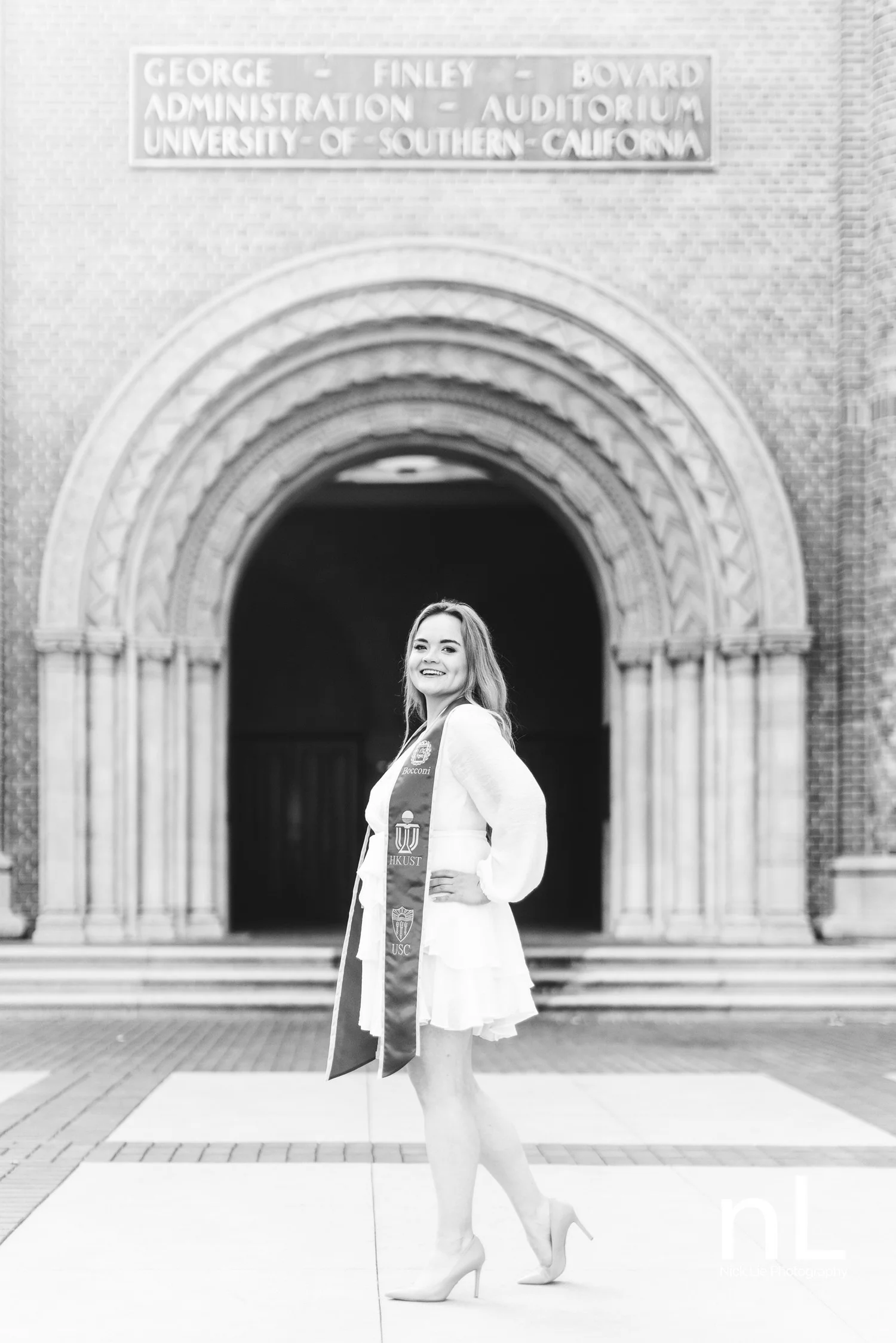 Emma // USC Graduation Portraits at Sunset // Los Angeles, CA — Nick ...