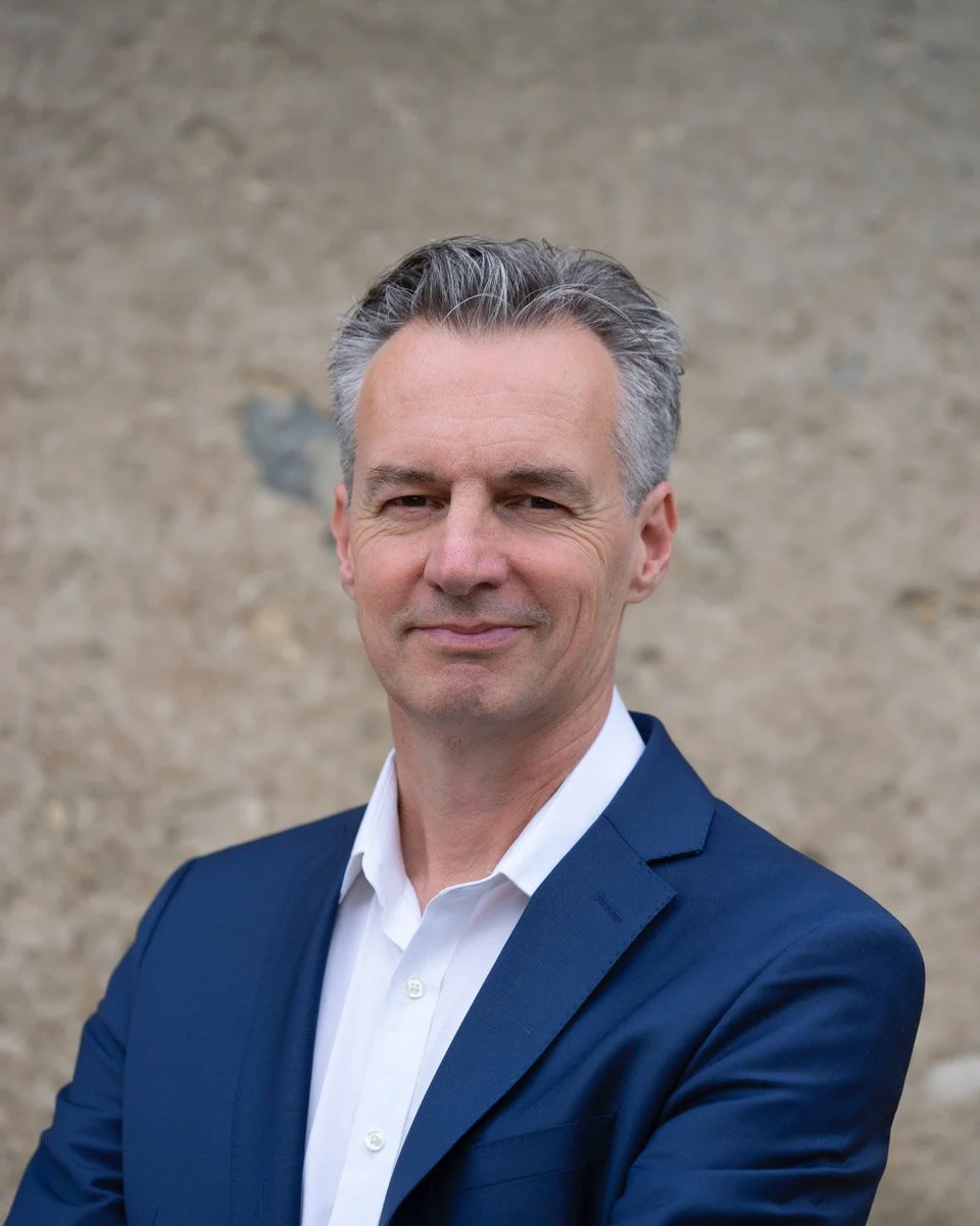 Management Committee — Earth Observation Australia