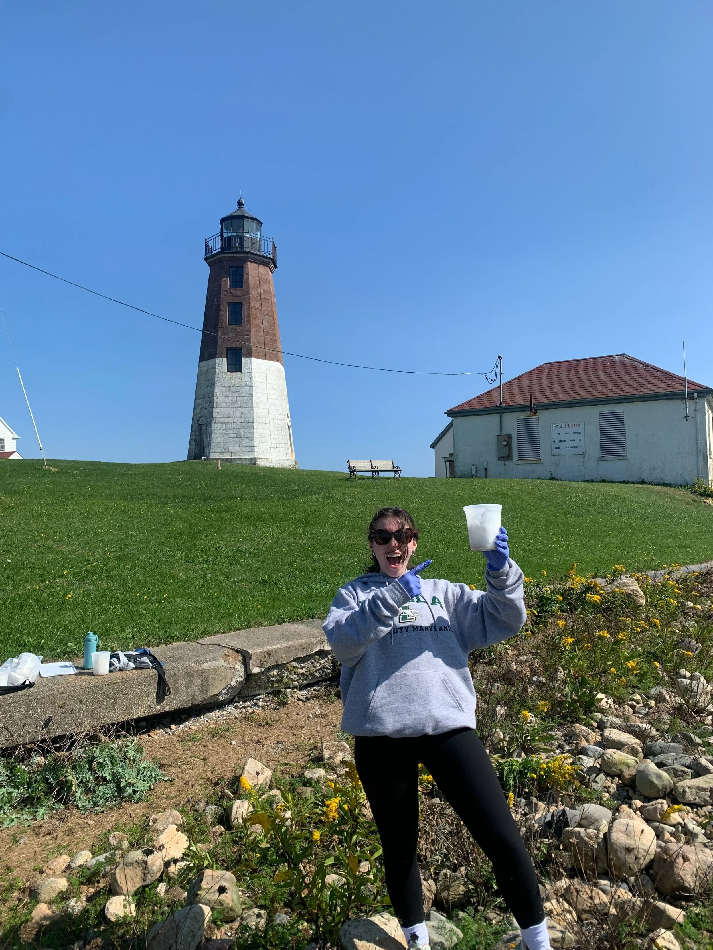 Elise quickly becomes legendary cricket collector — Larson Lab