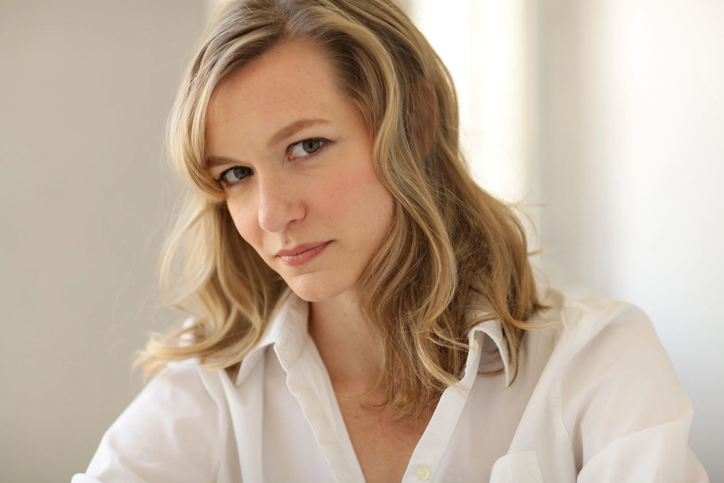 Headshots — Caroline Hewitt