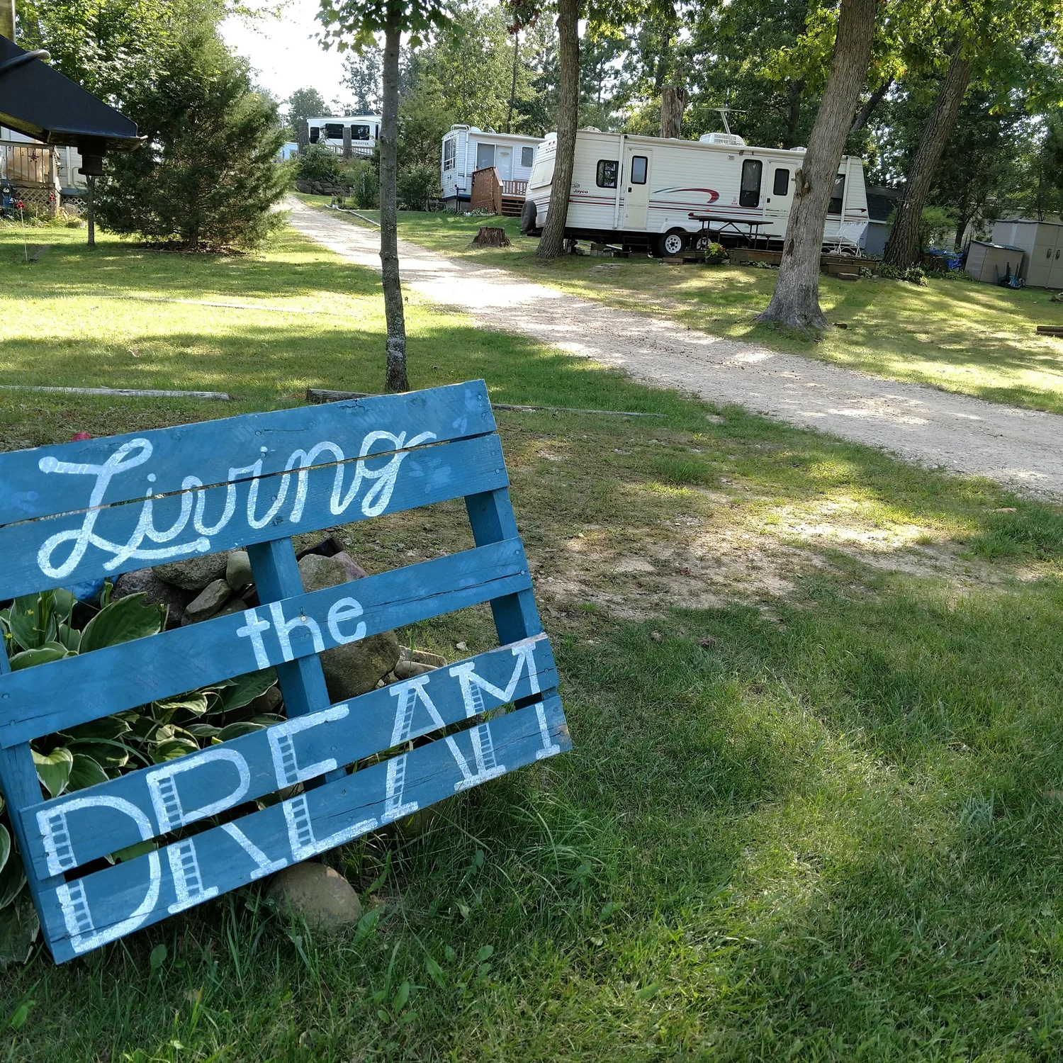 Deep Lake Campground & Vacation Villas