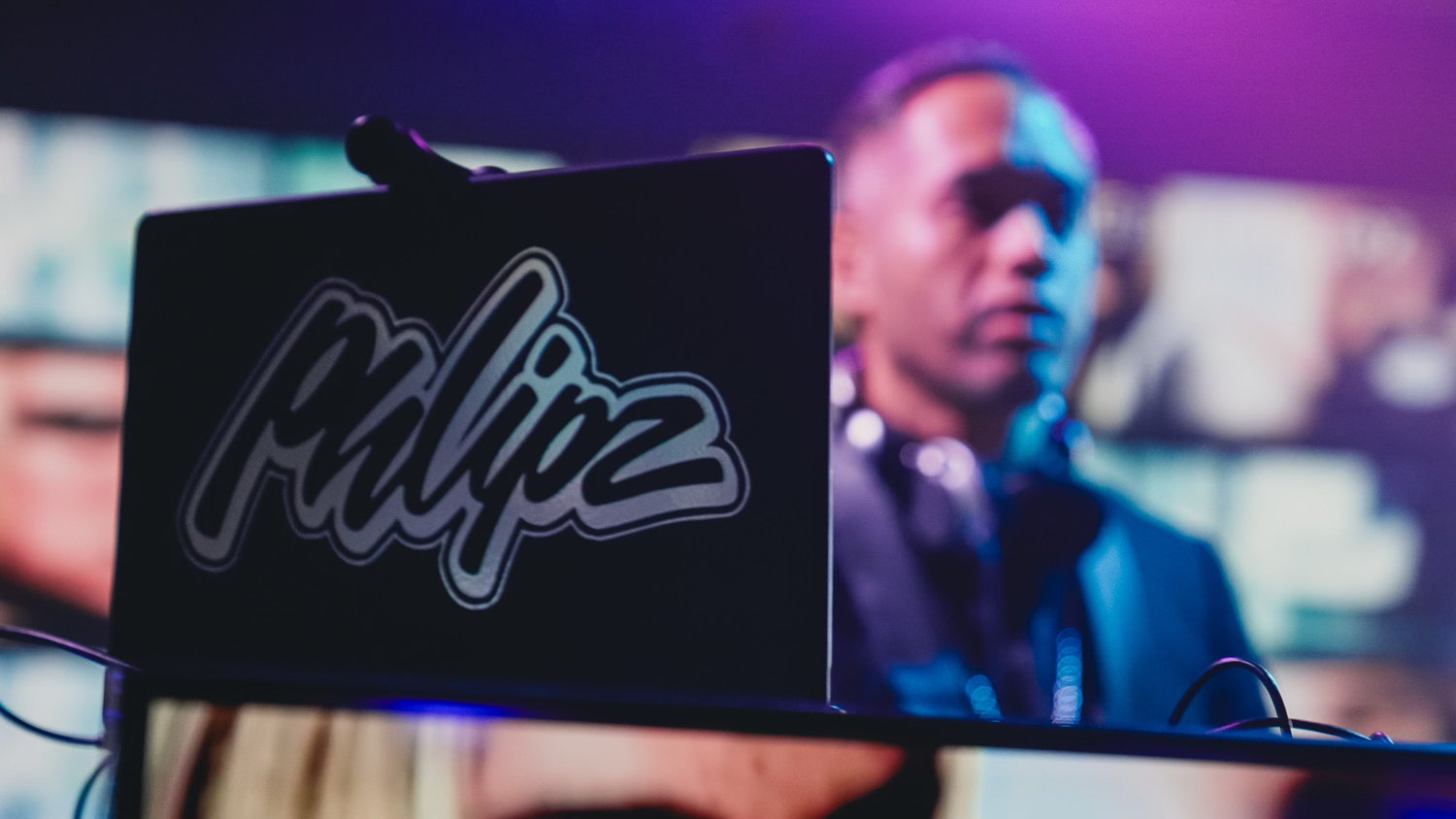 THE OFFICIAL WEBSITE OF DJ PHLIPZ